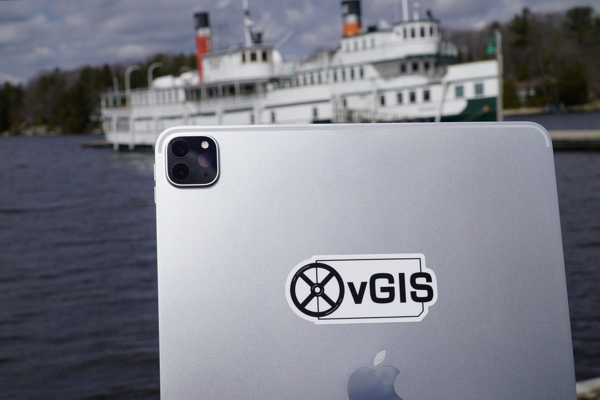 2020 iPad Pro: Does the LiDAR sensor improve spatial tracking? - vSite ...